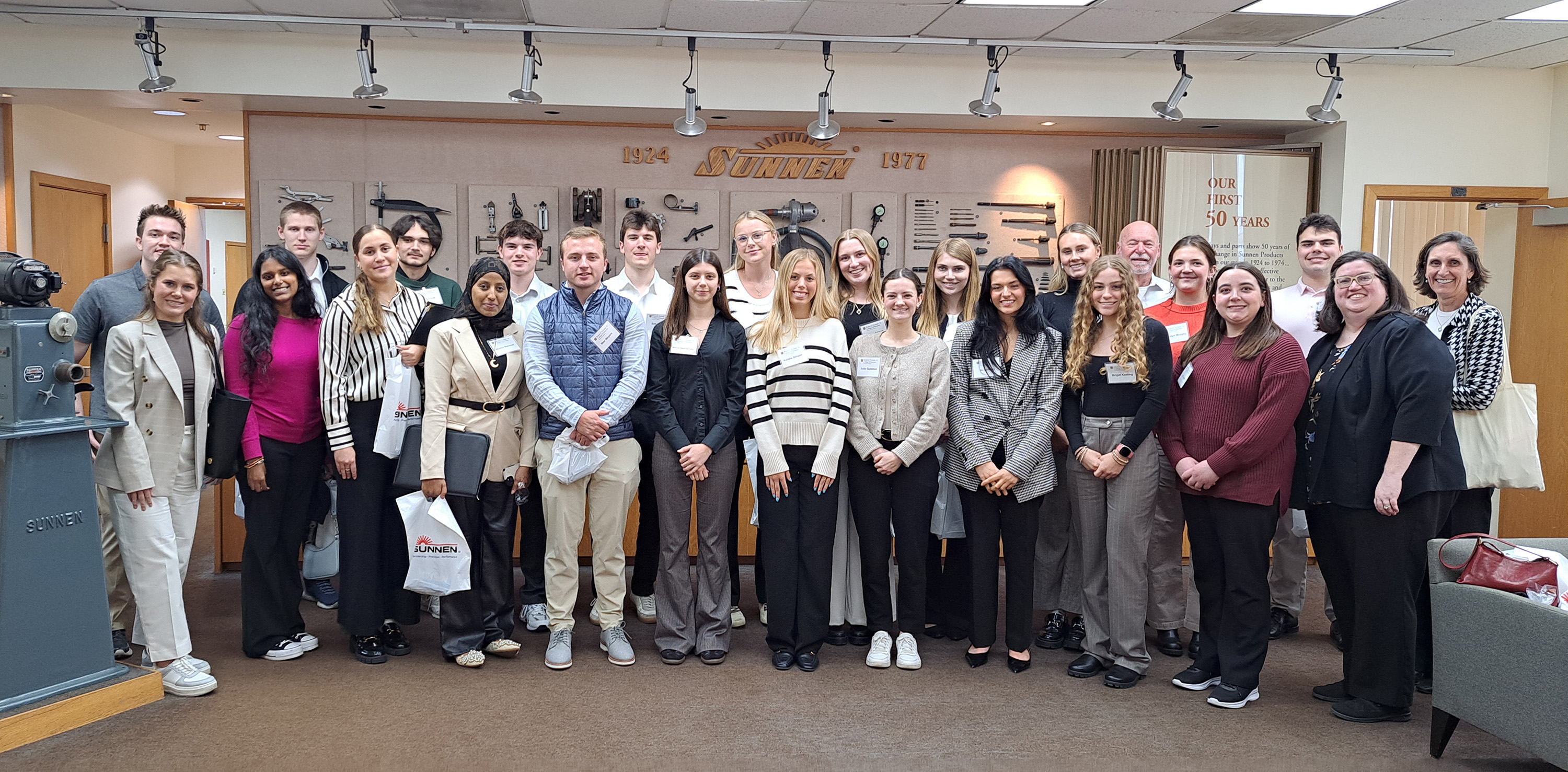 Program Spotlight: Trulaske Trade Trek provides experience-centered learning | Trulaske College ...